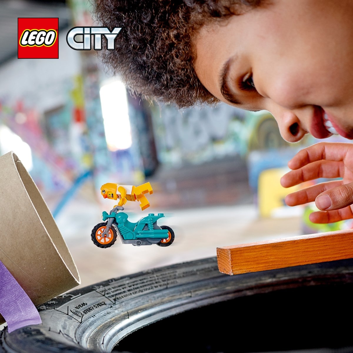 60310 LEGO City Chicken Stunt Bike (10 Pieces)